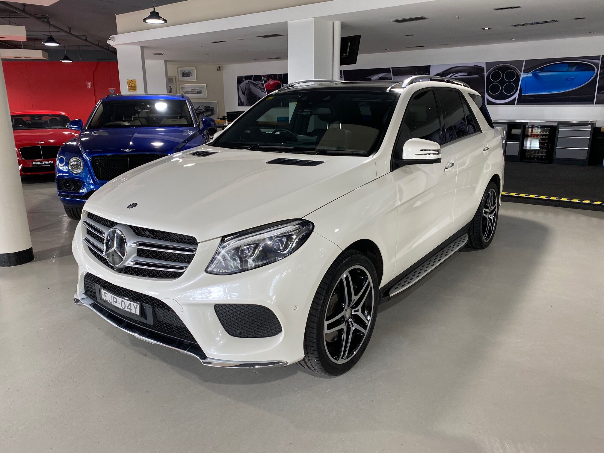 2015 Mercedes Benz GLE 400 4matic AMG-Line {MY16]