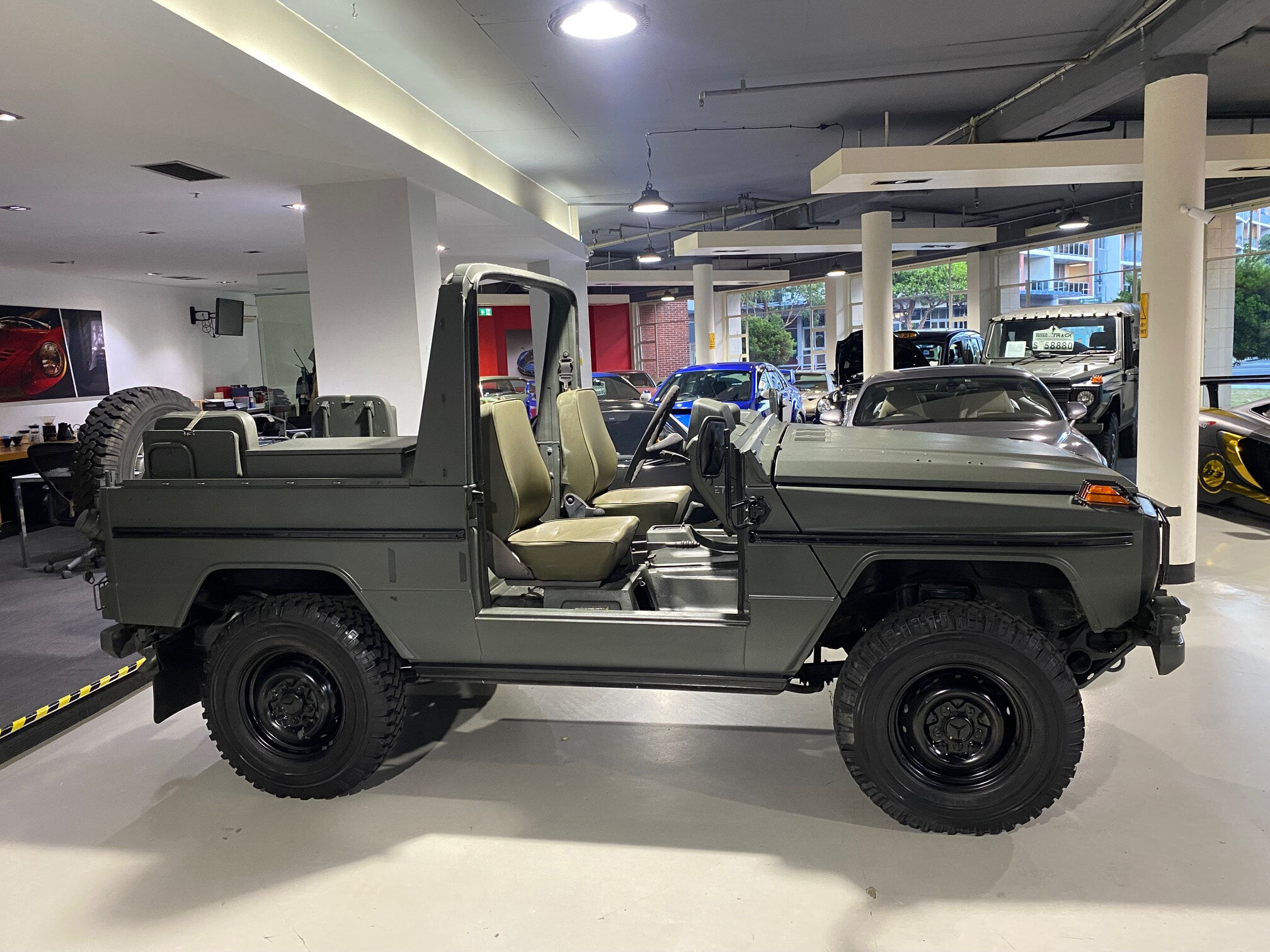 1997 Mercedes-Benz 290GD Wolf Scout