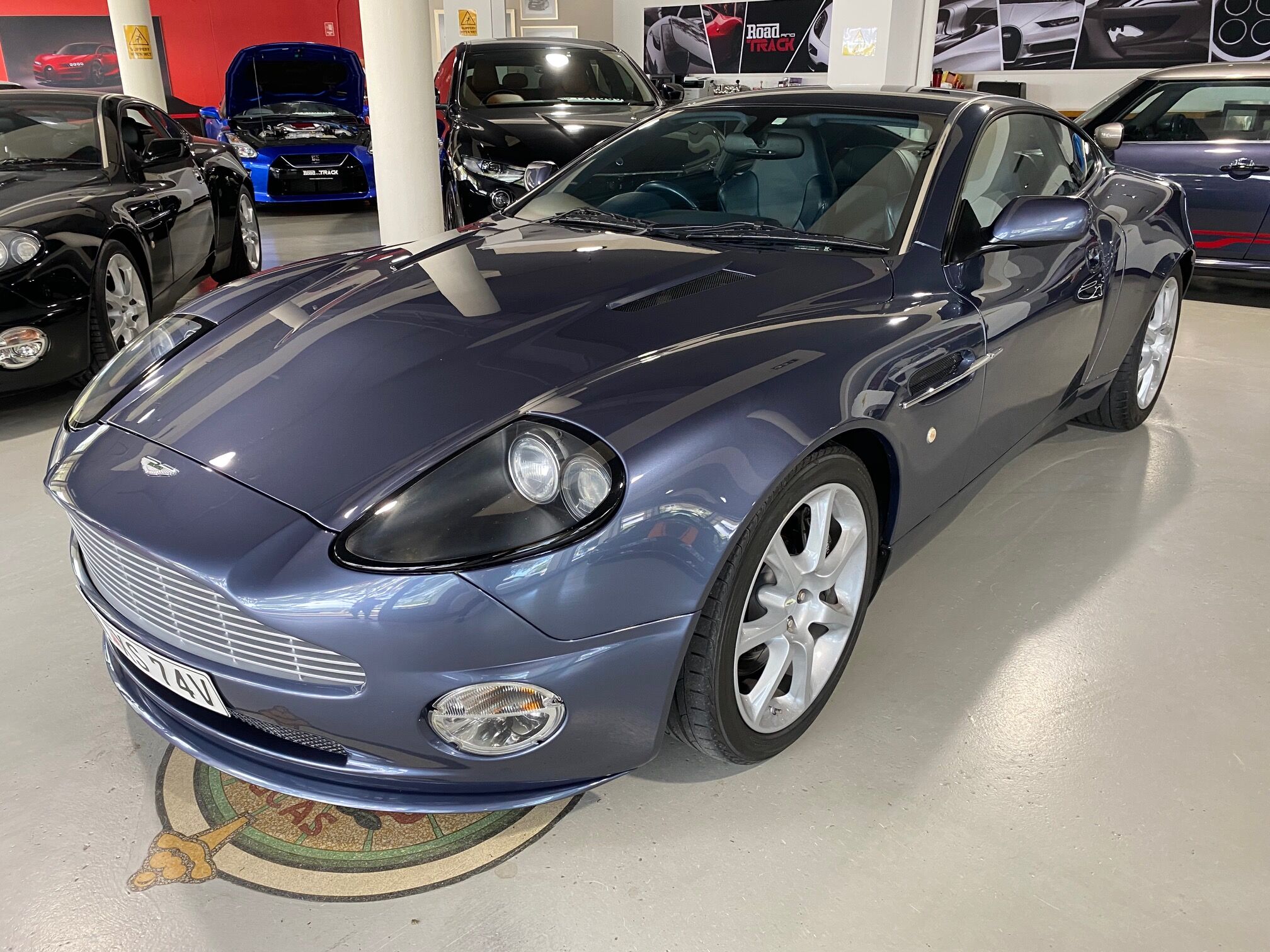 2004 Aston Martin V12 Vanquish