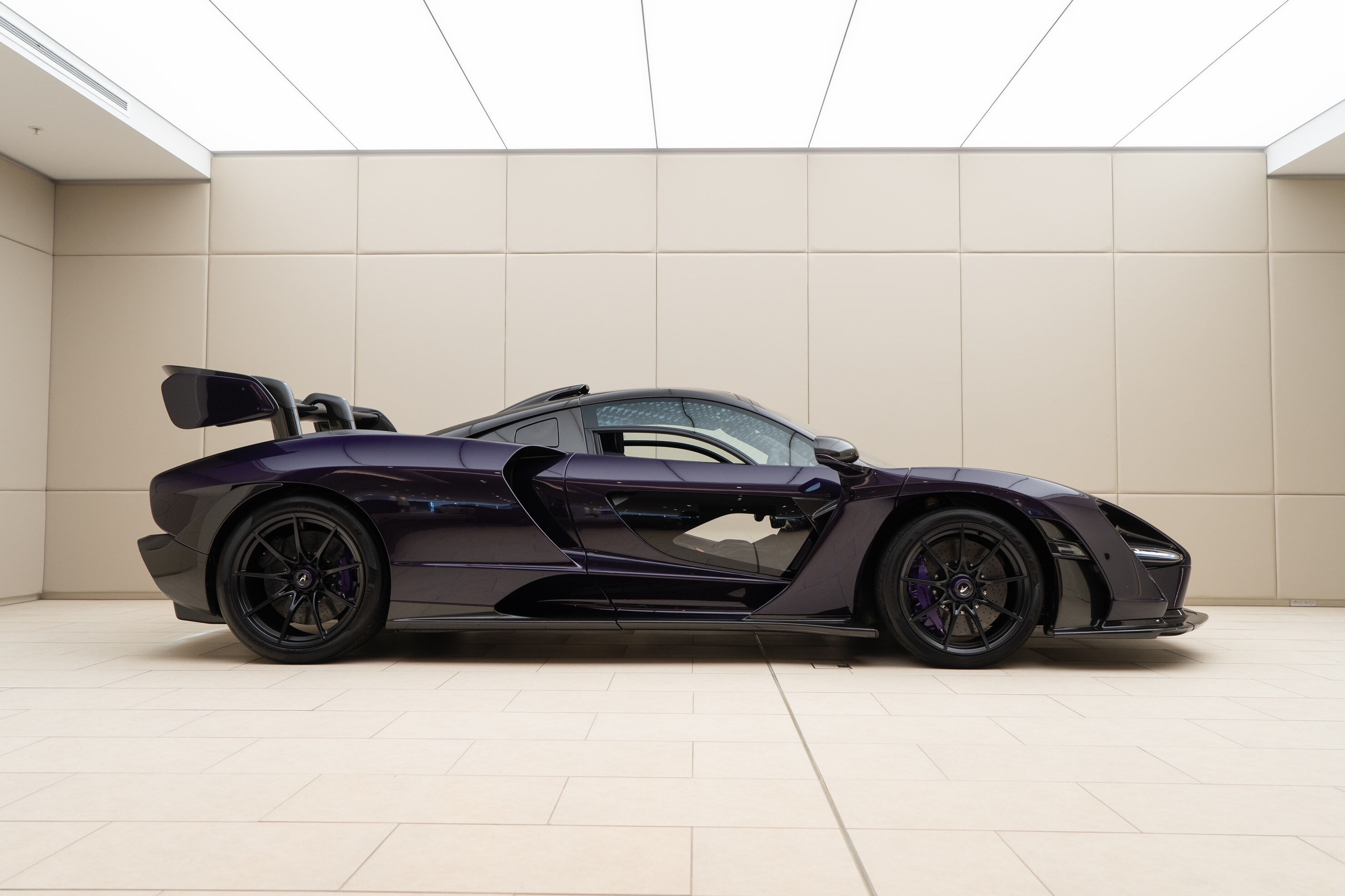 2020 Mclaren Senna (Full Exposed Carbon Fibre)