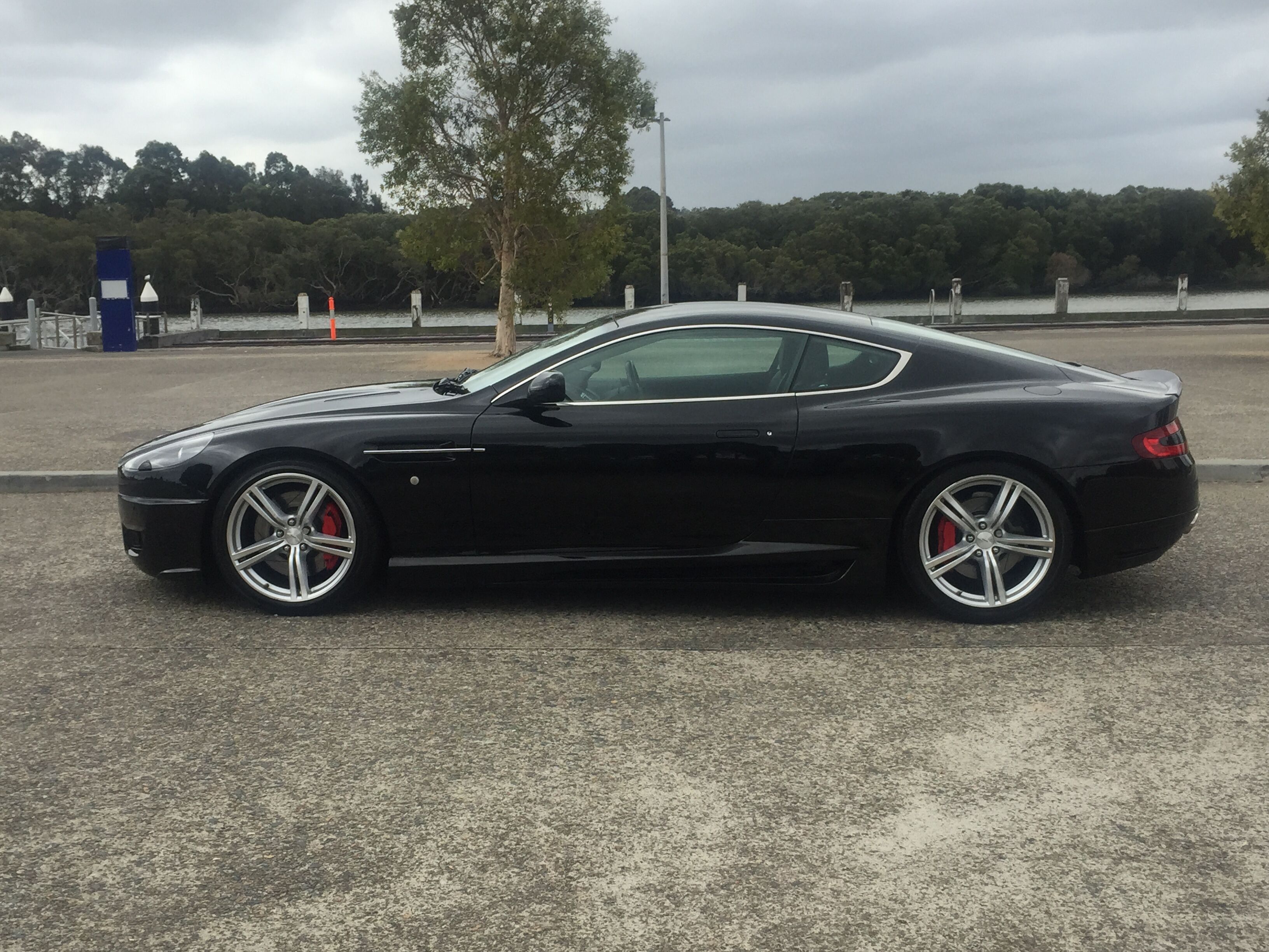 Aston Martin DB9 Sport 2007