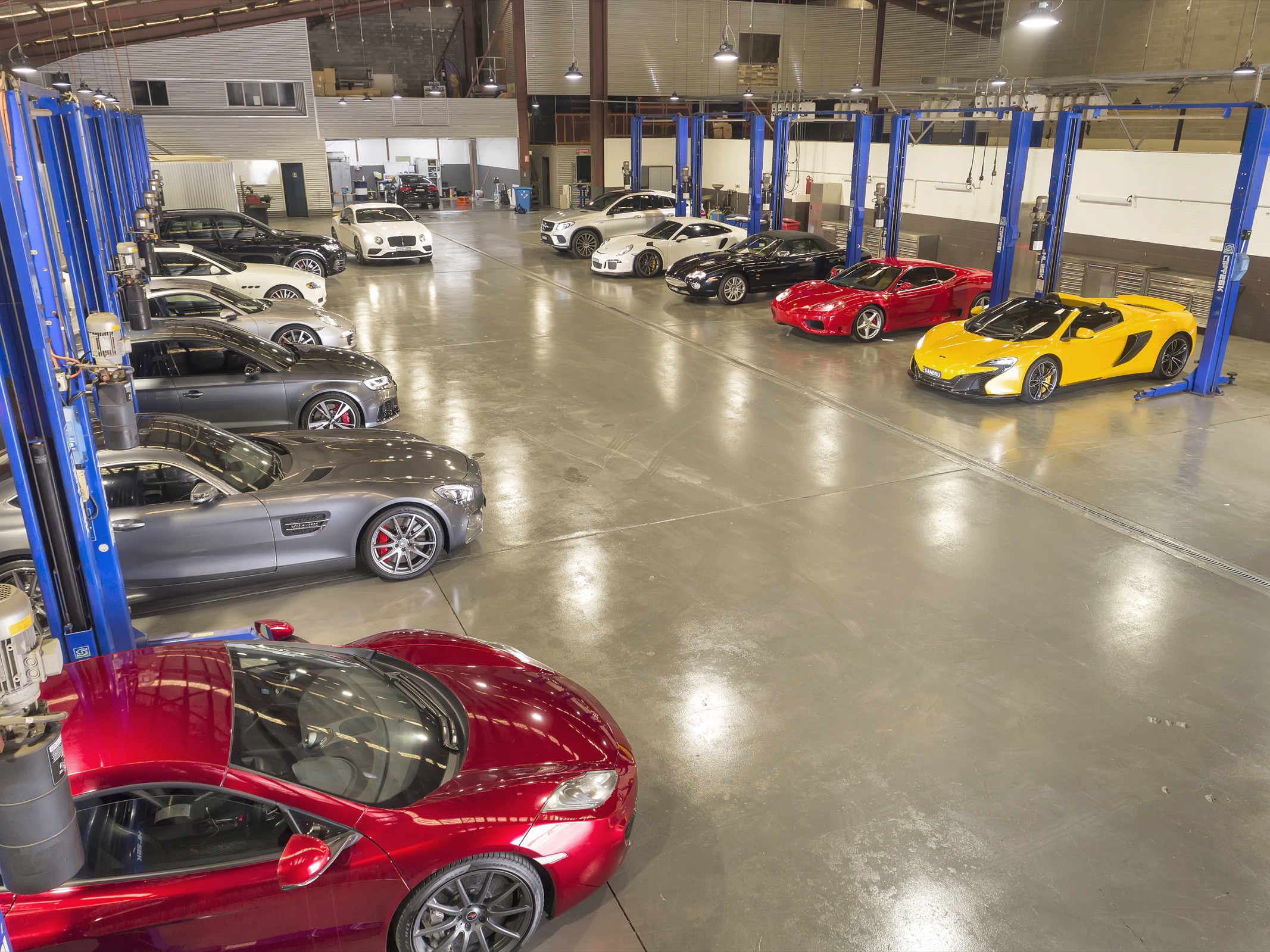 Road & Track Workshop closed